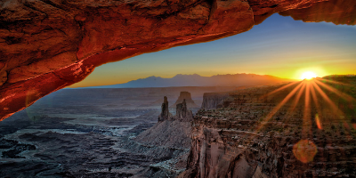 Maverick Research: Expanding on Edgy Ideas