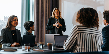 How CMOs Can Build an AI-Enabled Marketing Team | Gartner