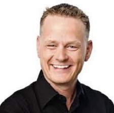 Bringing Common Sense Back to the Organization With Martin Lindstrom