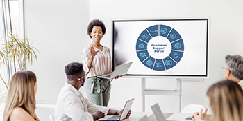 11 Capabilities to Build Your Customer Self-Service Portal